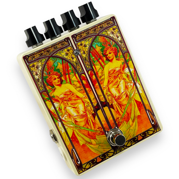 Xantia Ring Harmonic Amplitude Modulator - Red Witch Pedals